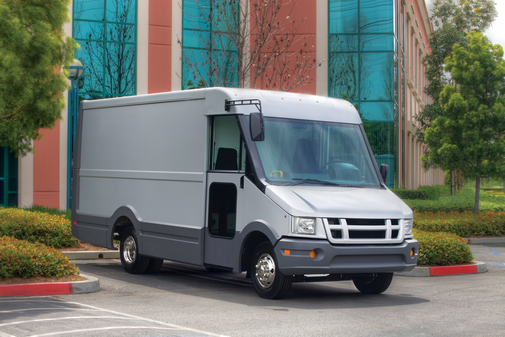 Production begins of Reach walk-in van powered by Isuzu | Vehicle ...