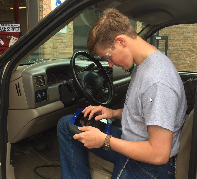 Bosch Automotive Service Solution donates scan tools to Mich ...
