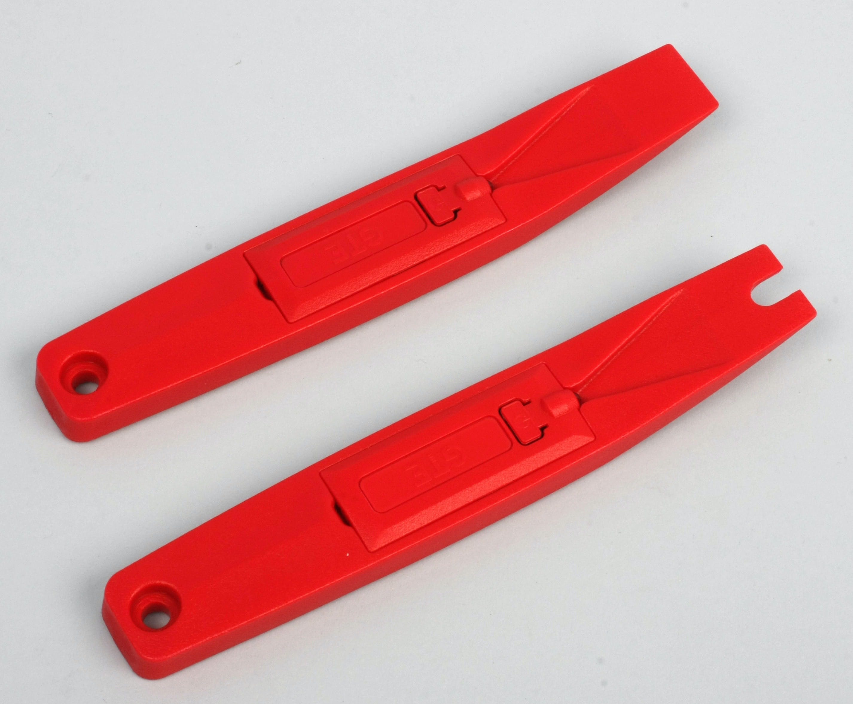 Two Master Pry Tools With LED Lights Are in GTE Kit | 2015-12-10 ...