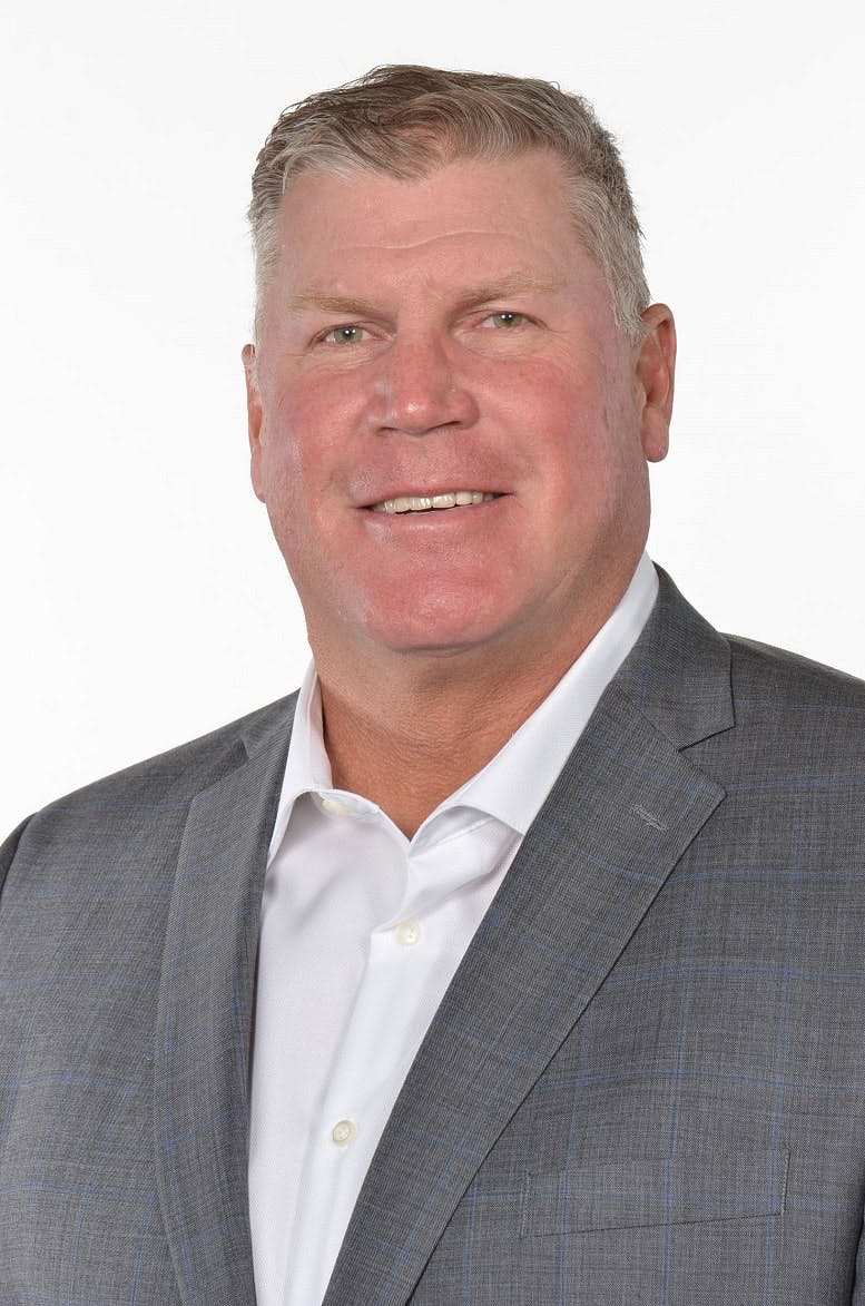 Tendeco Sales Hires Scott Howat | Vehicle Service Pros